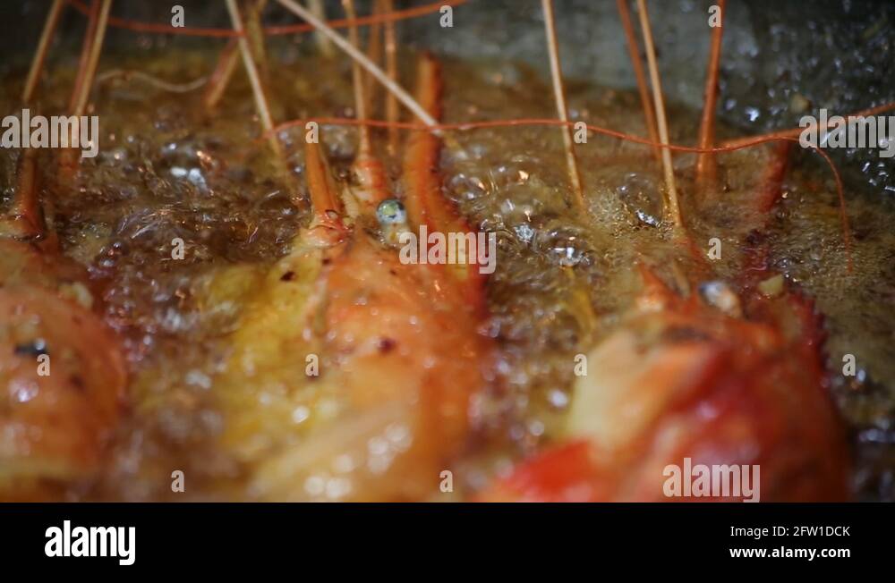 Deep fry Stock Videos & Footage - HD and 4K Video Clips - Alamy