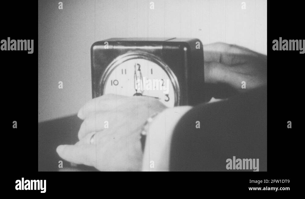 1950s clock 1950s office clock Stock Videos & Footage - HD and 4K Video ...