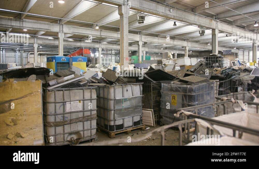E waste warehouse Stock Videos & Footage - HD and 4K Video Clips - Alamy