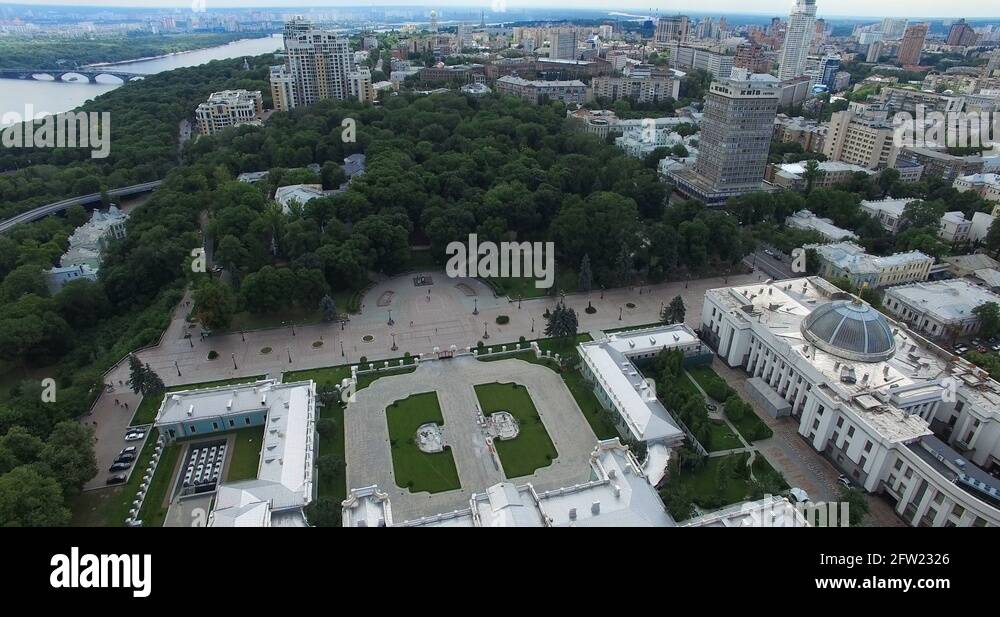 Mariinsky park Stock Videos & Footage - HD and 4K Video Clips - Alamy