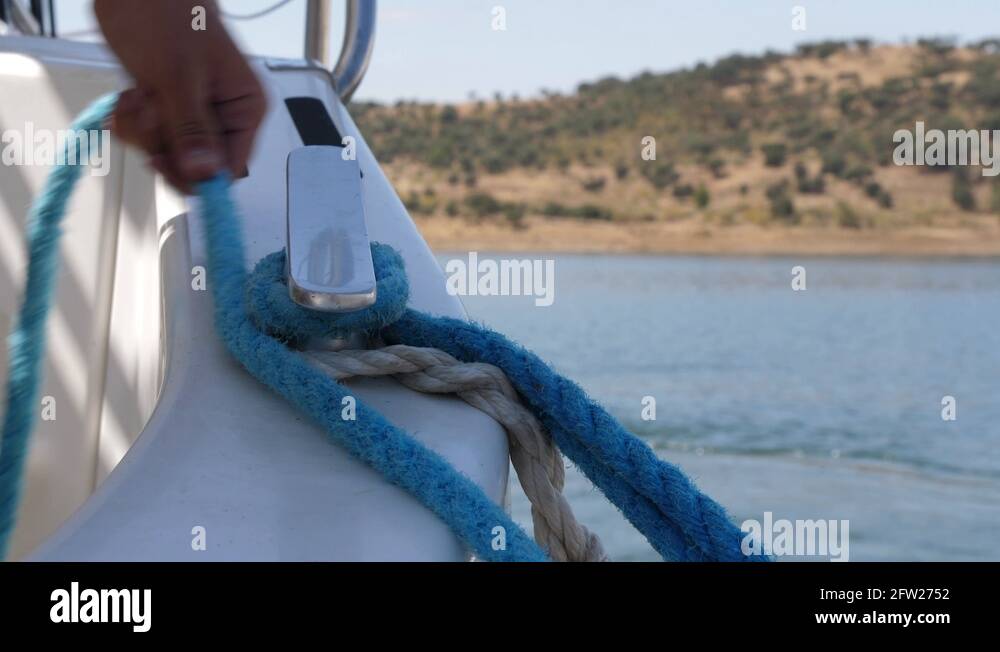 Ship anchor rope Stock Videos & Footage - HD and 4K Video Clips - Alamy