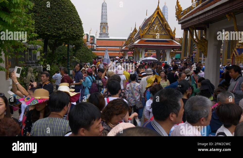 day bangkok wat phra kaew temple crowded entrance panorama 4k thailand ...