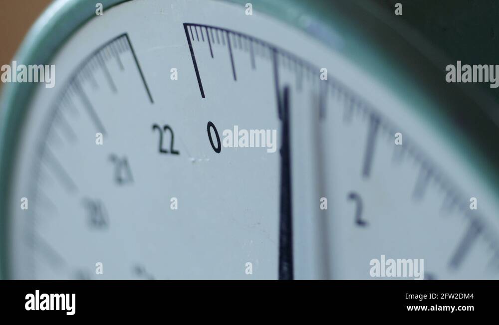 Kilogram and scales Stock Videos & Footage - HD and 4K Video Clips - Alamy