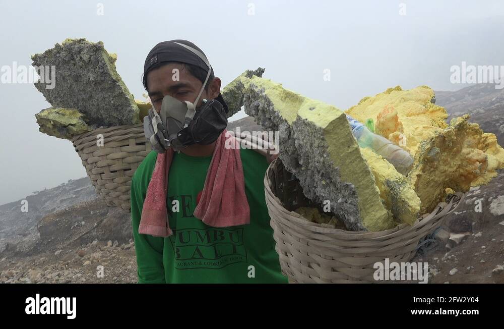 Mining mask Stock Videos & Footage - HD and 4K Video Clips - Alamy