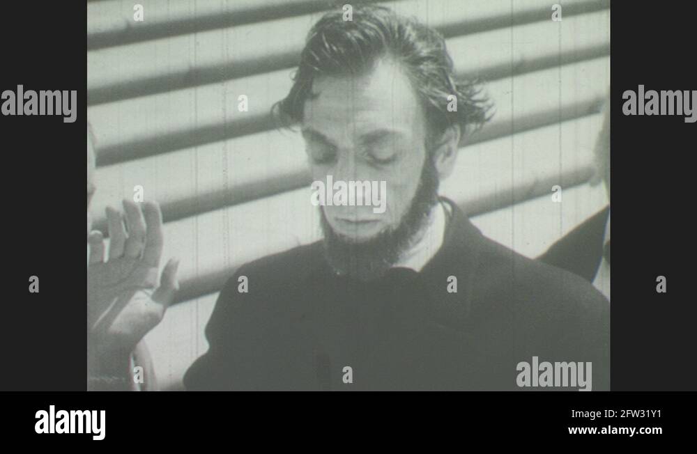 1950s: Reenactment of Abraham Lincoln with raised hand, swearing in ...