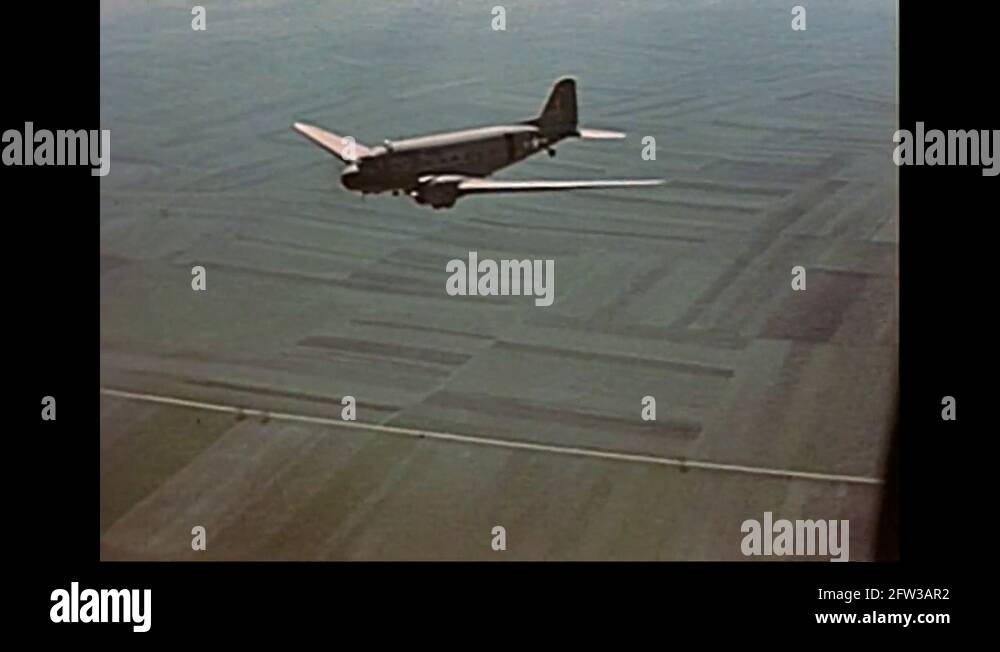 Aircraft formation wwii Stock Videos & Footage - HD and 4K Video Clips ...