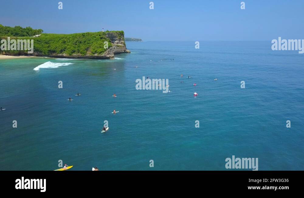 Crowded tourist spot Stock Videos & Footage - HD and 4K Video Clips - Alamy