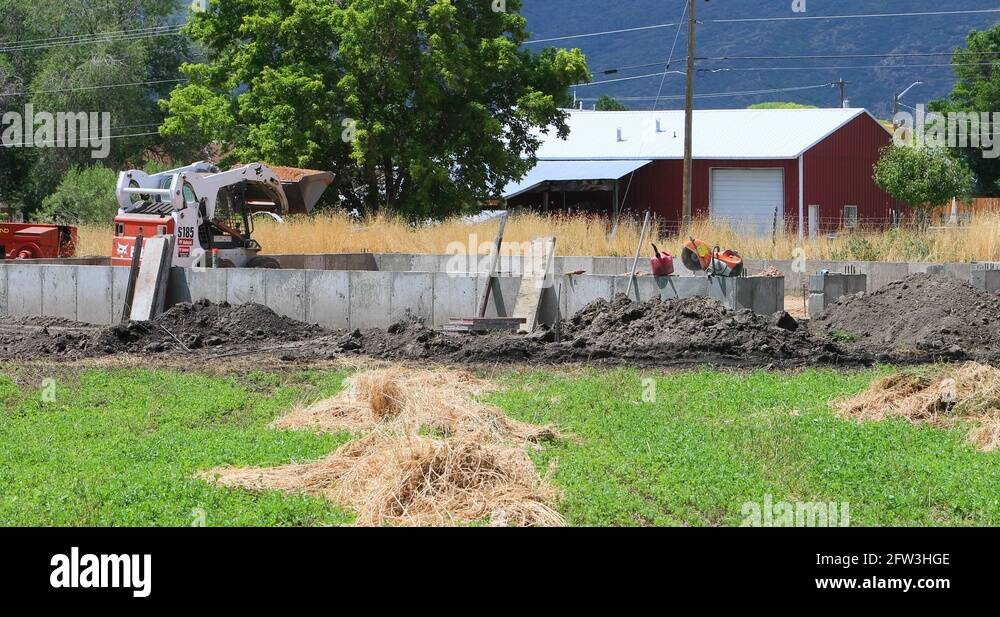 Building excavation Stock Videos & Footage - HD and 4K Video Clips - Alamy