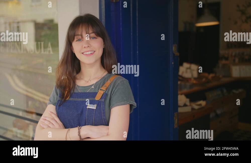 Deli shop front Stock Videos & Footage - HD and 4K Video Clips - Alamy