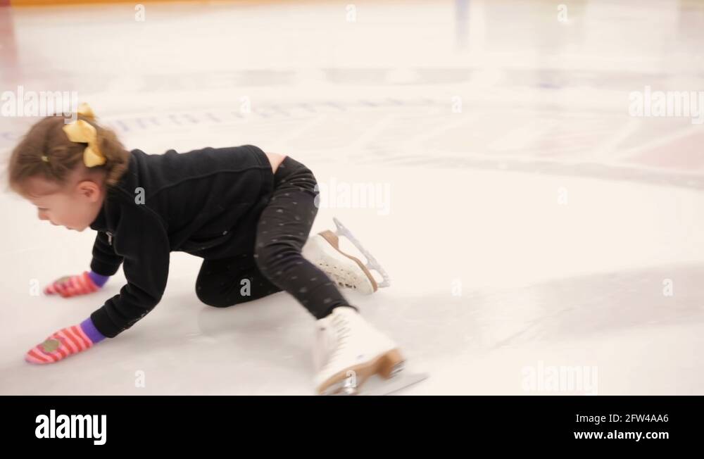 Ice rink lesson Stock Videos & Footage - HD and 4K Video Clips - Alamy