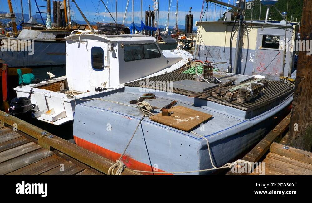 Marine craft Stock Videos & Footage - HD and 4K Video Clips - Alamy