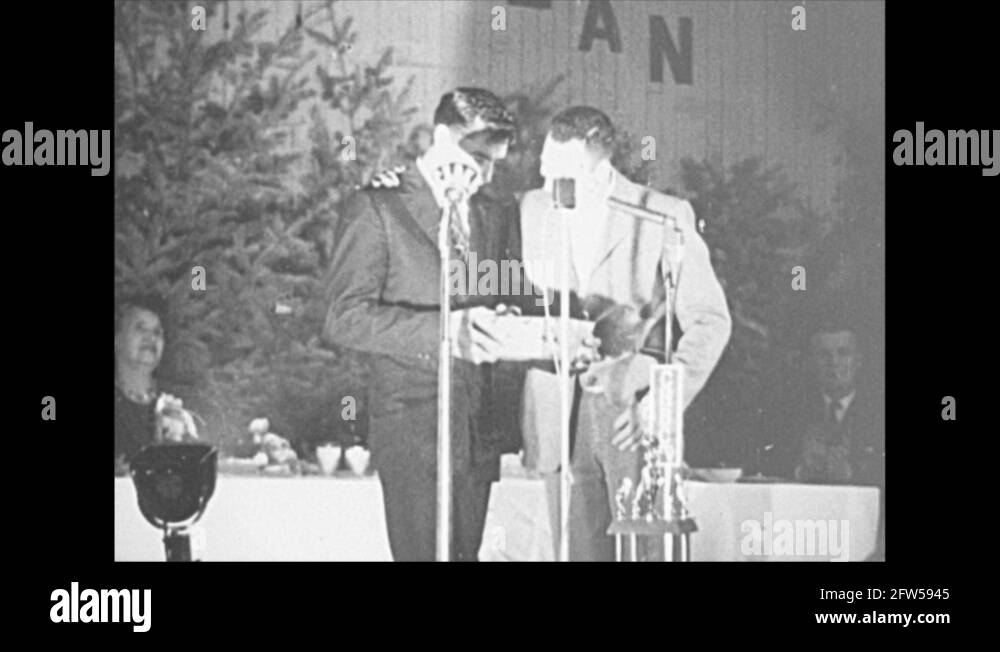 Vintage Two Old Men Stock Videos And Footage Hd And 4k Video Clips Alamy