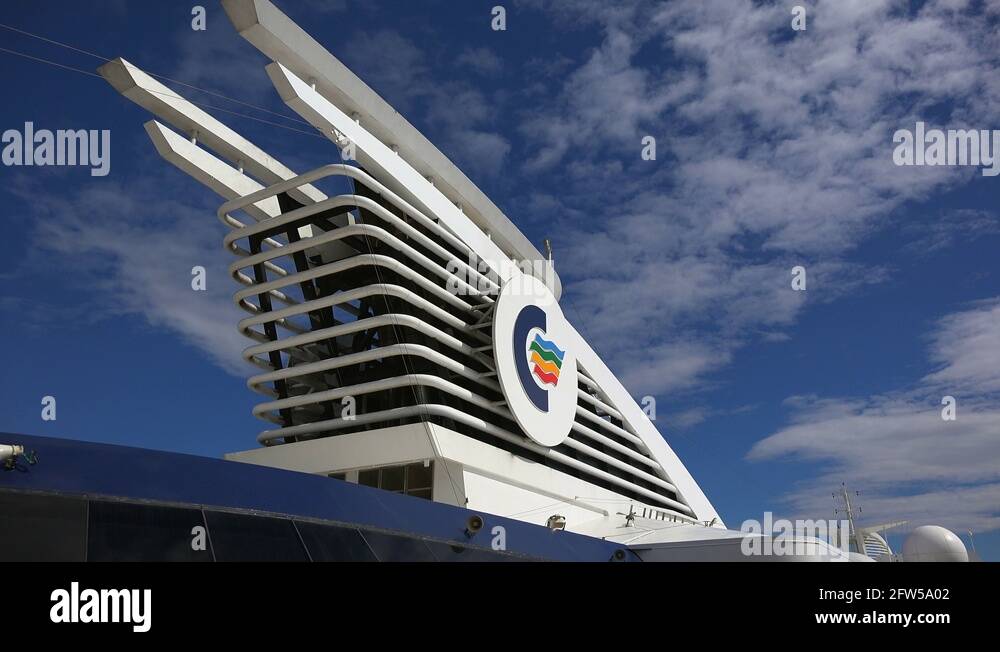 Ship color Stock Videos & Footage - HD and 4K Video Clips - Alamy