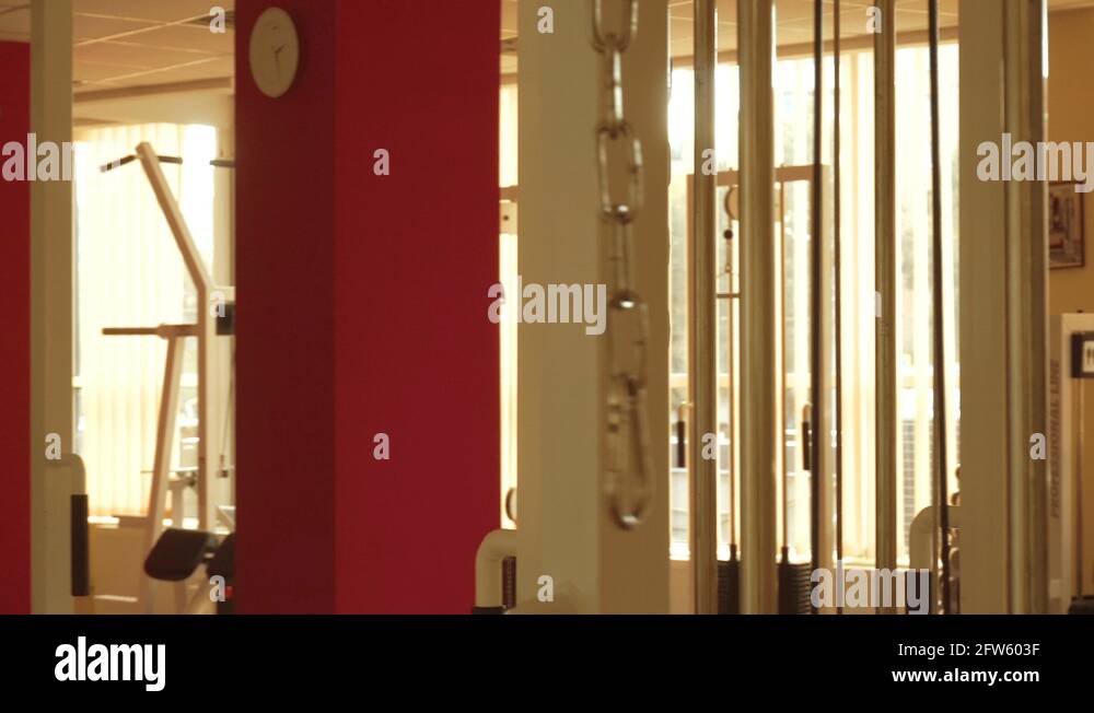 Chain gym Stock Videos & Footage - HD and 4K Video Clips - Alamy