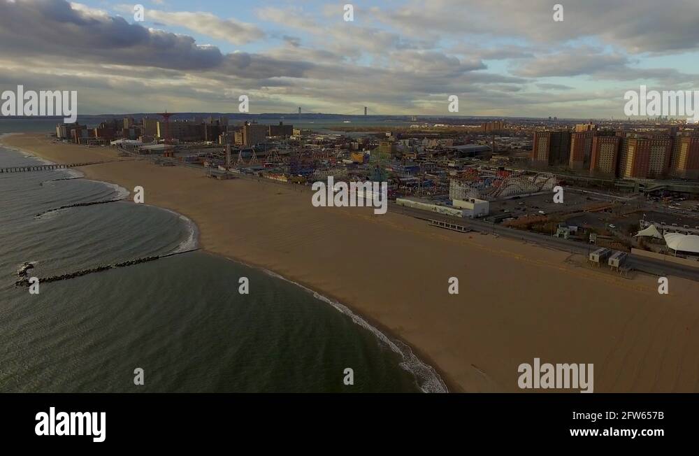Luna island scenery Stock Videos & Footage - HD and 4K Video Clips - Alamy