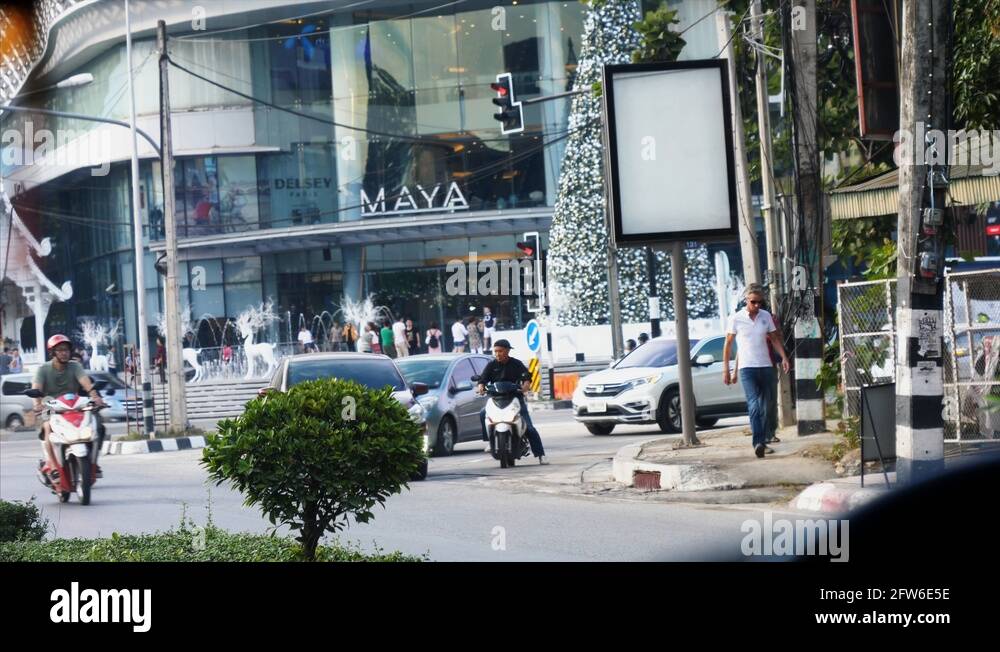 Outside shopping mall Stock Videos & Footage - HD and 4K Video Clips ...