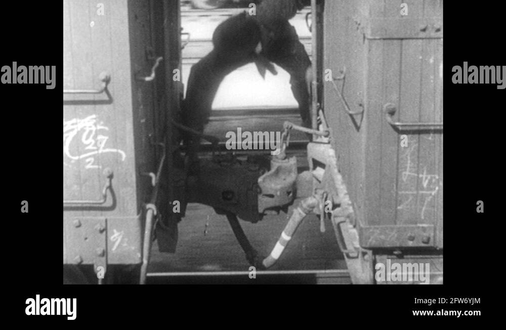 Connecting train cars Stock Videos & Footage - HD and 4K Video Clips ...