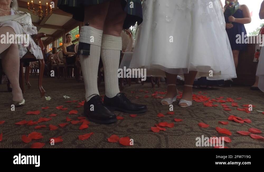 Scottish groom kilt Stock Videos & Footage - HD and 4K Video Clips - Alamy