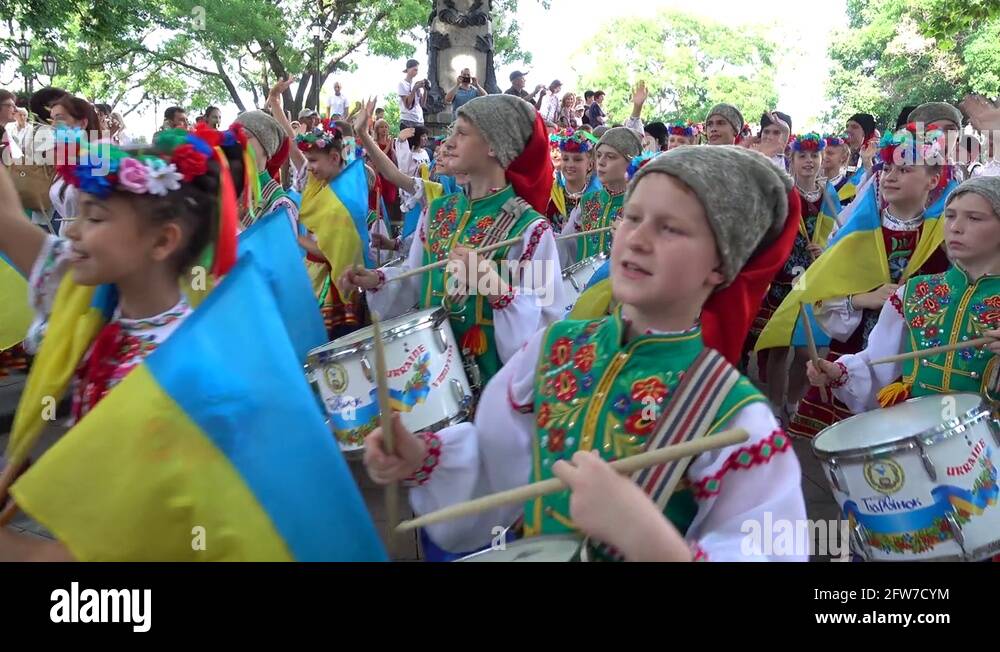Ukrainian native Stock Videos & Footage - HD and 4K Video Clips - Alamy
