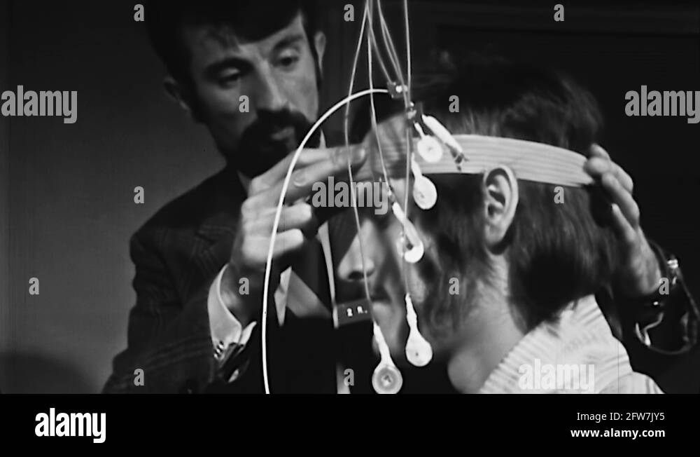 1960s Man Science Experiment Brain EKG Electroencephalogram Vintage ...