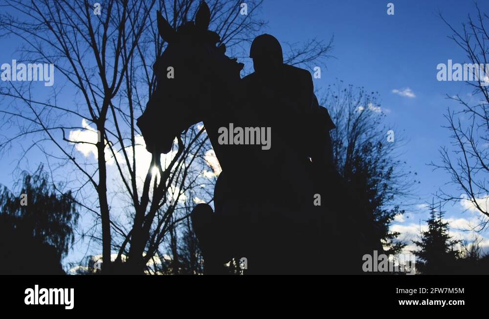 Big ben statue Stock Videos & Footage - HD and 4K Video Clips - Alamy