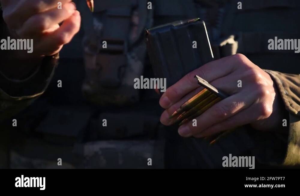 Magazine rifles Stock Videos & Footage - HD and 4K Video Clips - Alamy