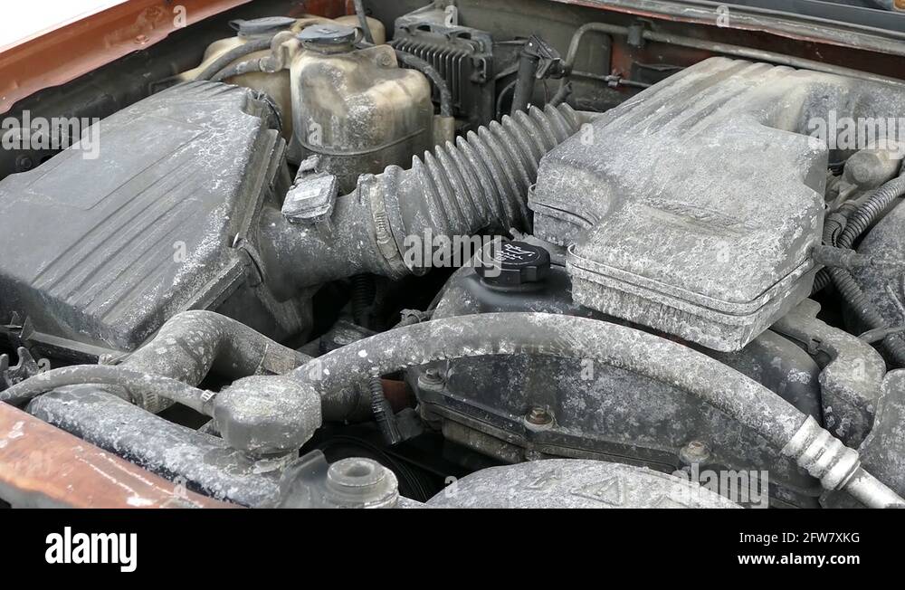 Engine compartment Stock Videos & Footage - HD and 4K Video Clips - Alamy