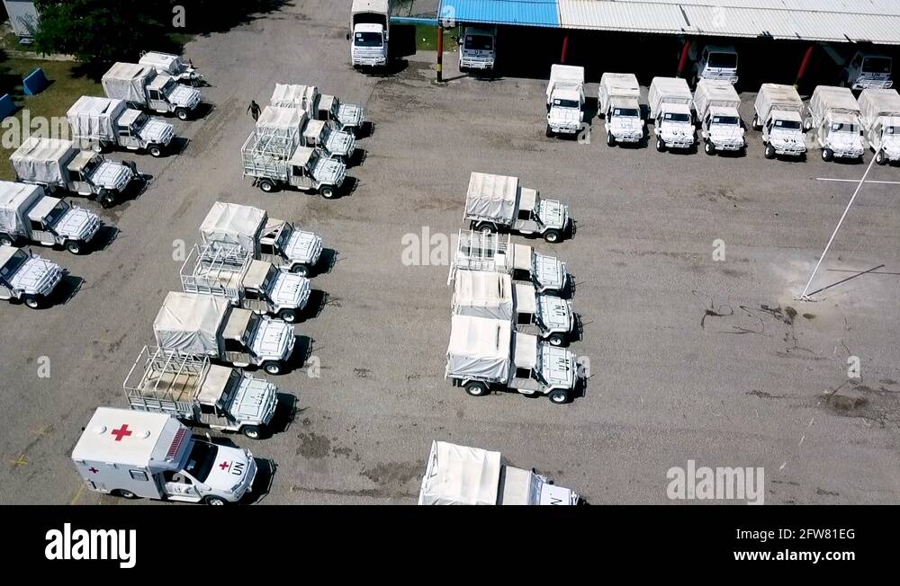 Camp un Stock Videos & Footage - HD and 4K Video Clips - Alamy