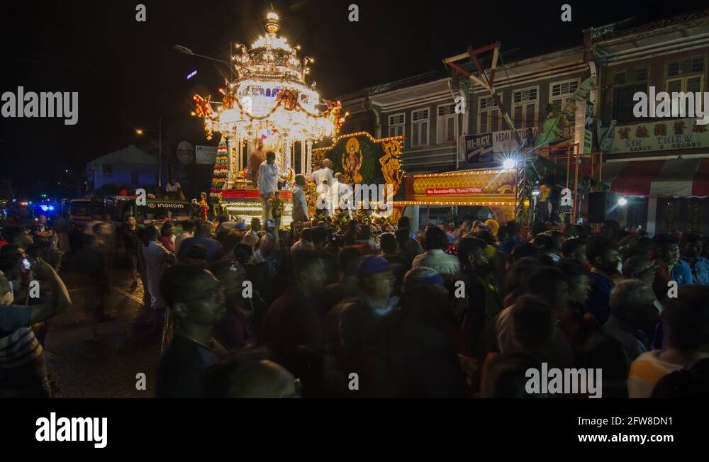 Silver chariot visit 'thanir panthal' stall at during Thaipusam ...