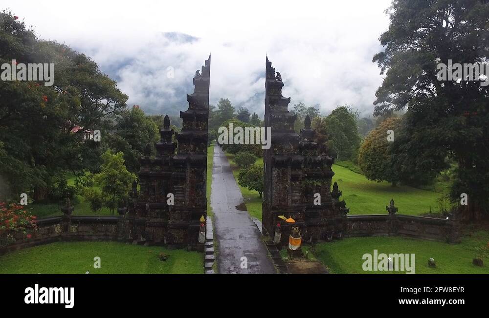 Entrance gate resort Stock Videos & Footage - HD and 4K Video Clips - Alamy