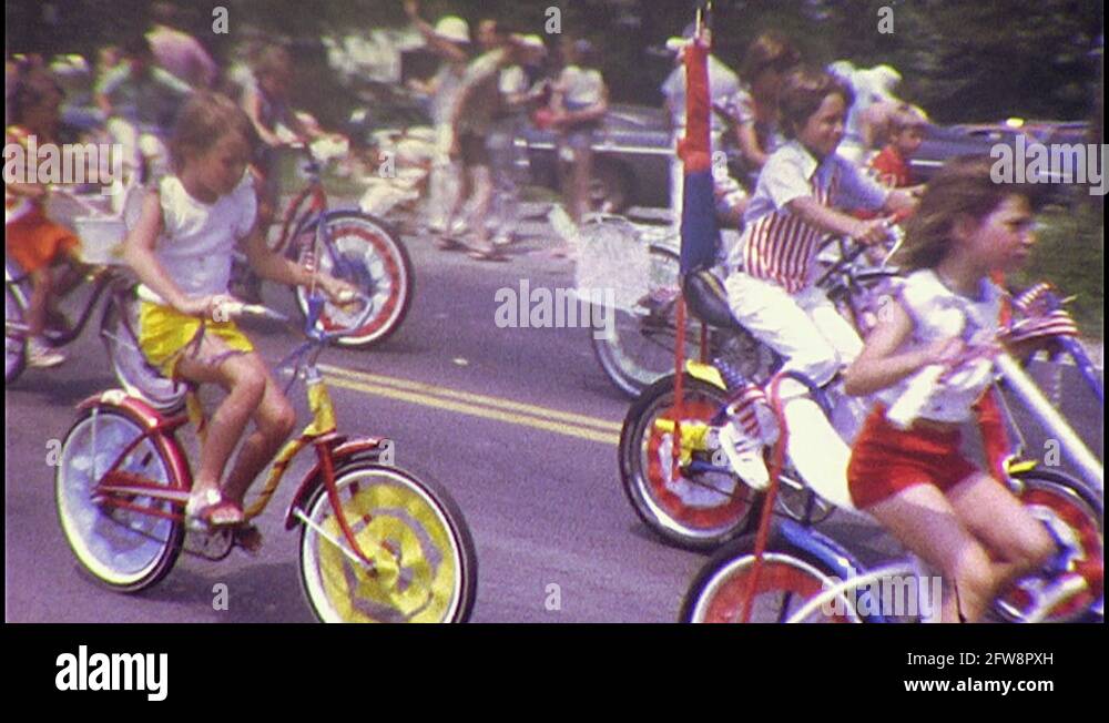 1970s kids parade Stock Videos & Footage - HD and 4K Video Clips - Alamy