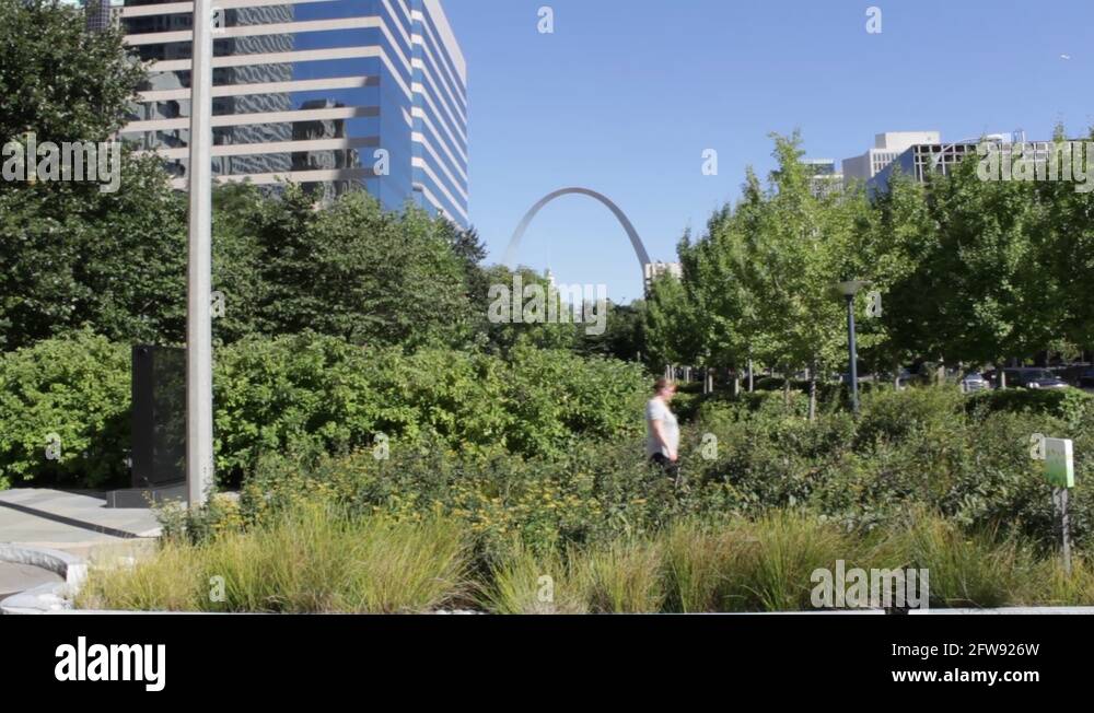 Gateway background Stock Videos & Footage - HD and 4K Video Clips - Alamy