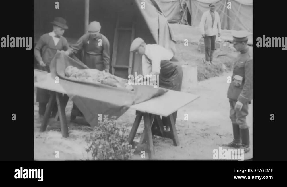 Dead body blanket Stock Videos & Footage - HD and 4K Video Clips - Alamy