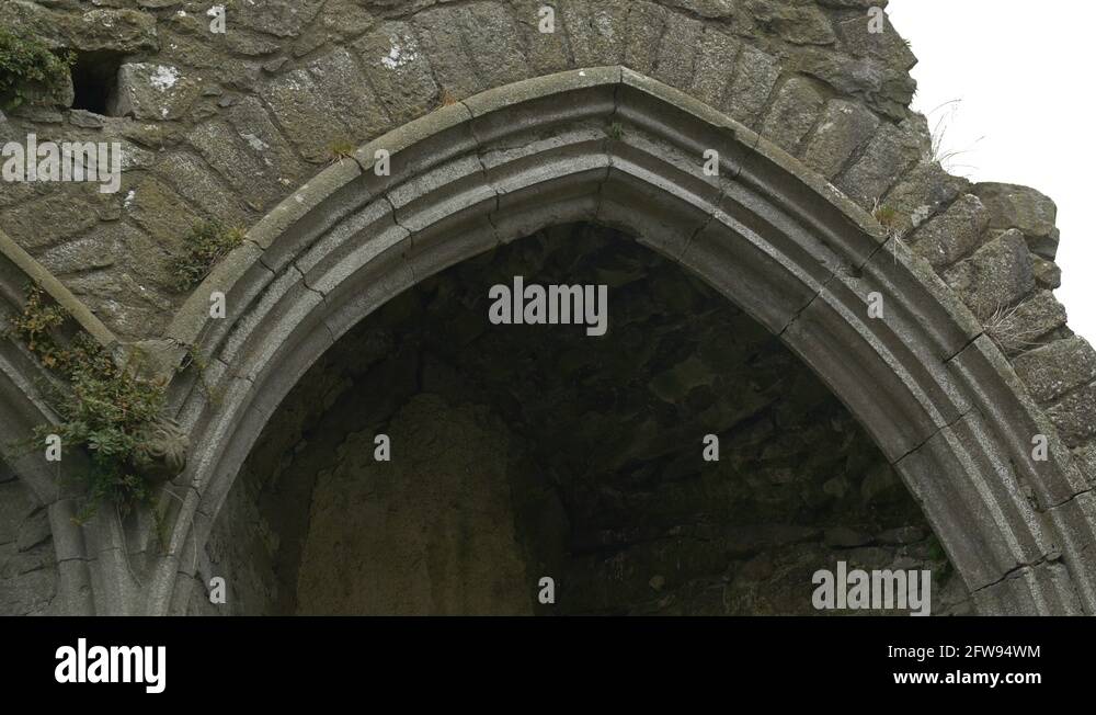 Pointed arch Stock Videos & Footage - HD and 4K Video Clips - Alamy