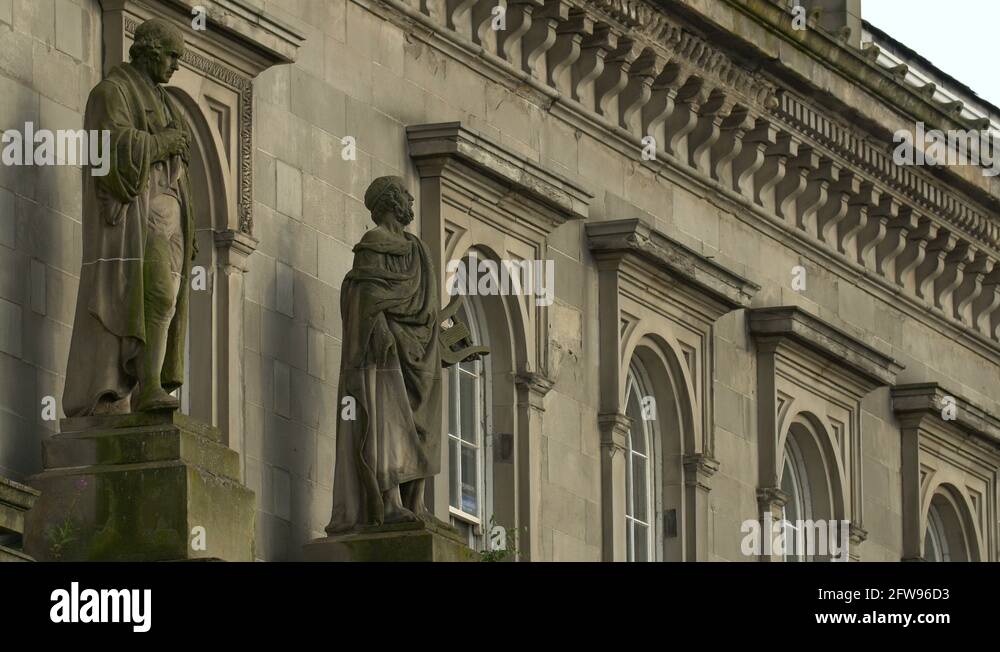 Statues on facade building Stock Videos & Footage - HD and 4K Video ...
