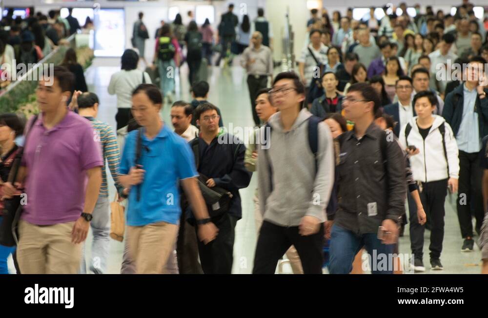 Time Lapse Zoom - Busy Metro Train / Subway MTR Station - Hong Kong ...