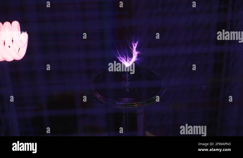 Tesla transformer Stock Videos & Footage - HD and 4K Video Clips - Alamy