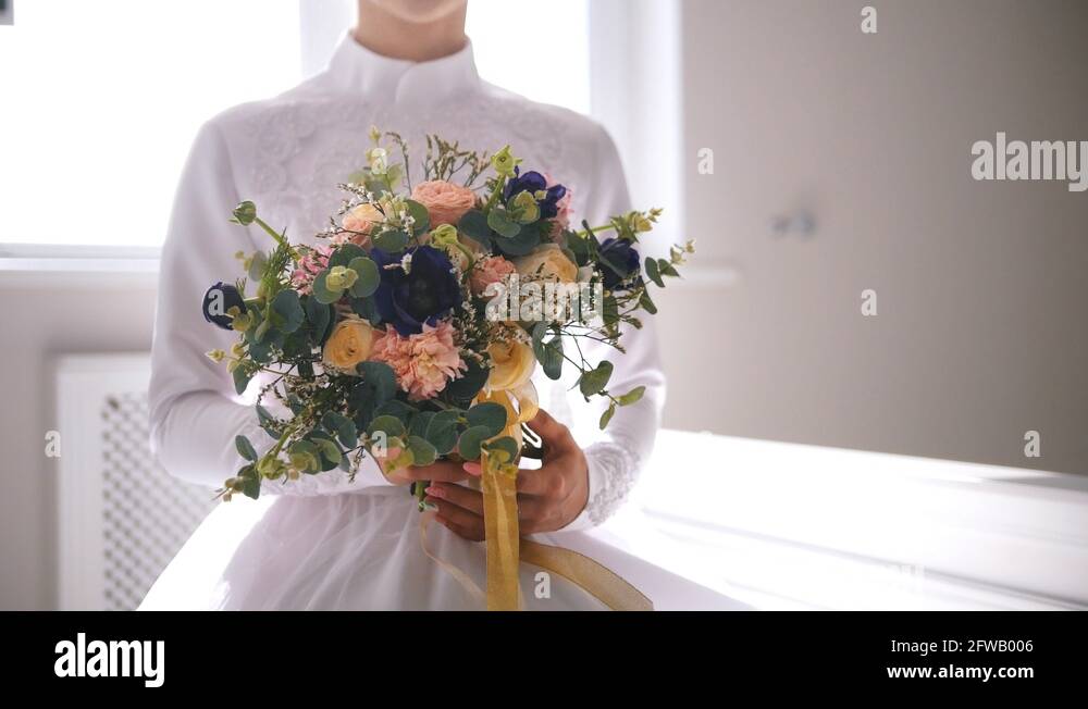 Muslim flowers Stock Videos & Footage - HD and 4K Video Clips - Alamy