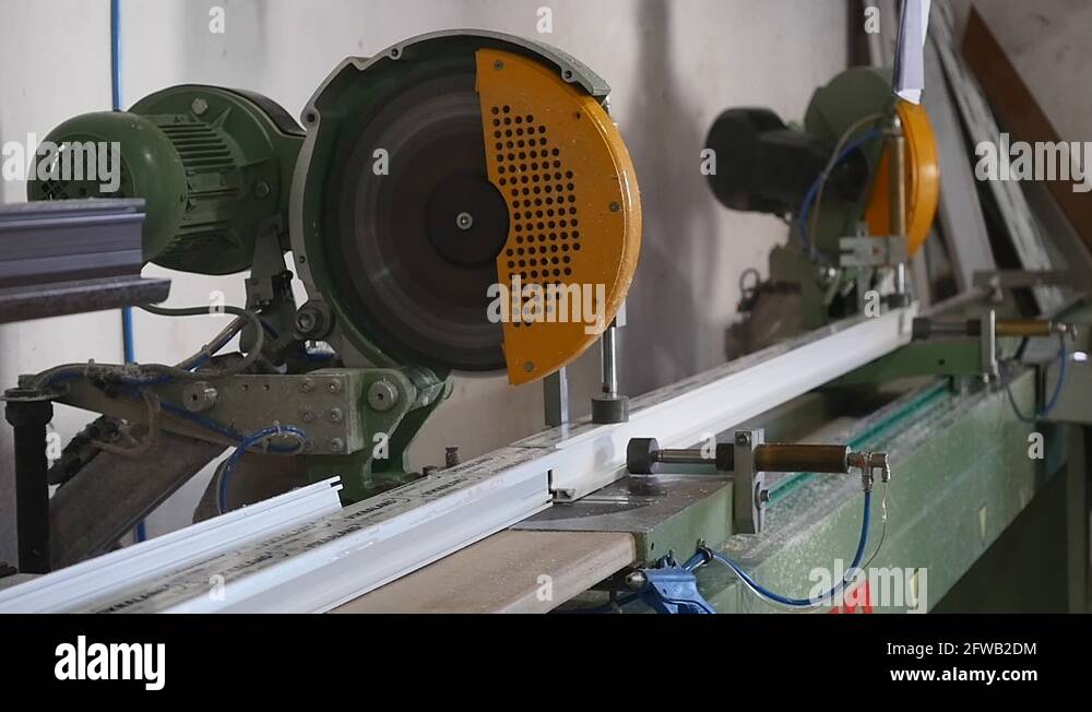 Saw manufacture Stock Videos & Footage - HD and 4K Video Clips - Alamy