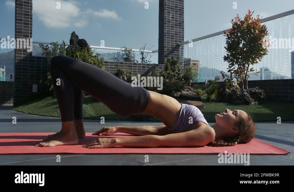 Lifting pelvis Stock Videos & Footage - HD and 4K Video Clips - Alamy