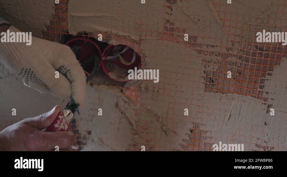 Temporal worker Stock Videos & Footage - HD and 4K Video Clips - Alamy