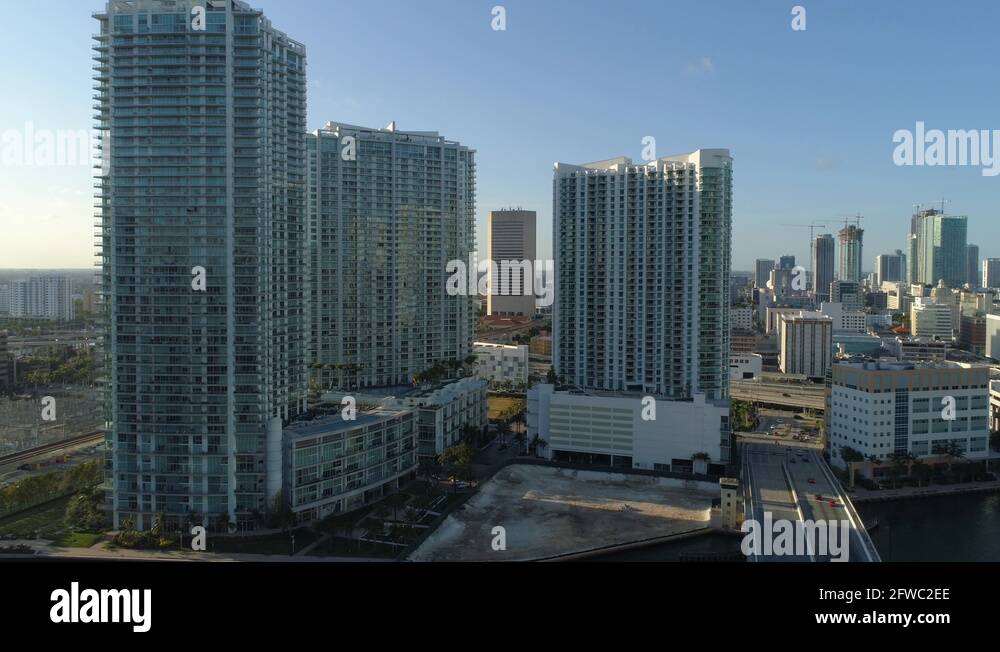 Miami building Stock Videos & Footage - HD and 4K Video Clips - Alamy
