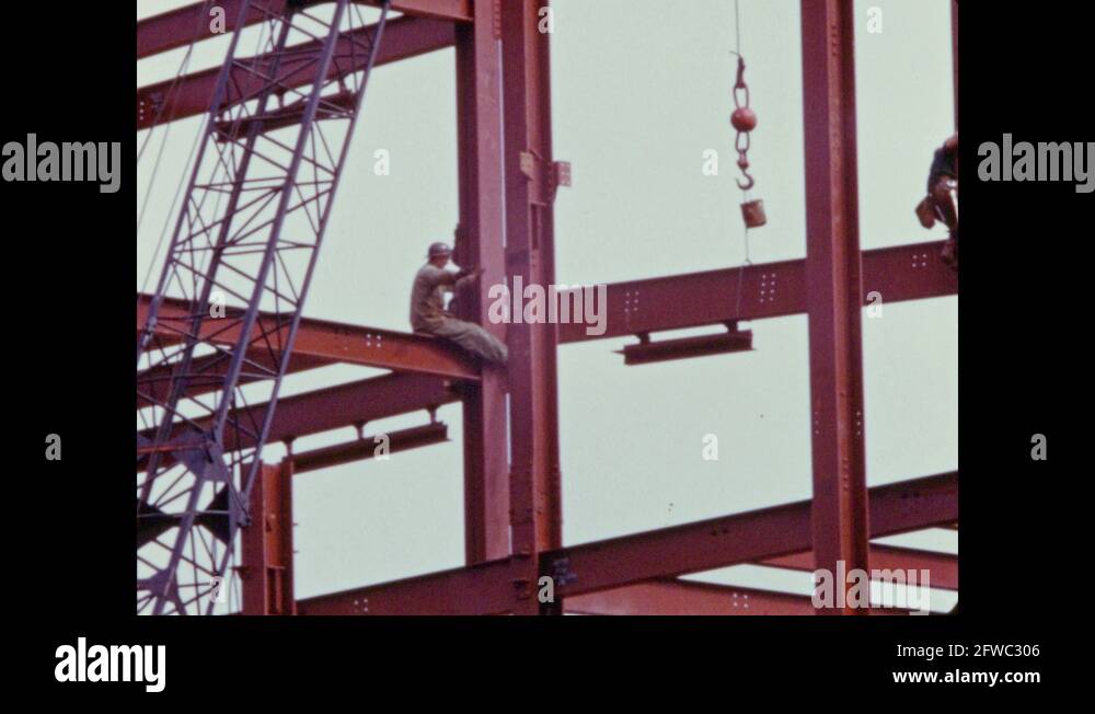 Straddle beam Stock Videos & Footage - HD and 4K Video Clips - Alamy