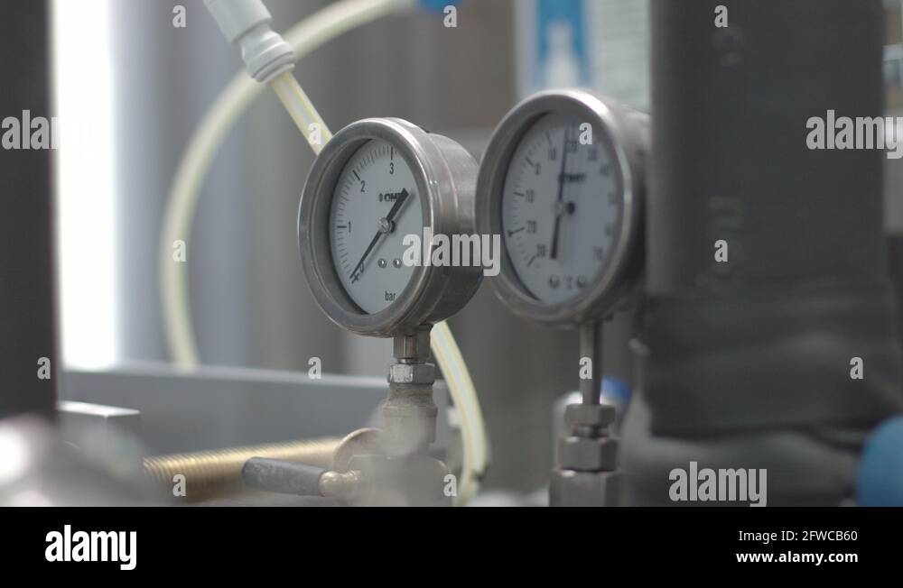 Metering gauge Stock Videos & Footage - HD and 4K Video Clips - Alamy