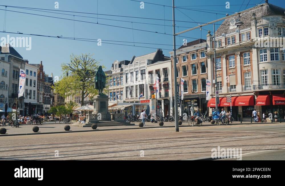 Lively center Stock Videos & Footage - HD and 4K Video Clips - Alamy