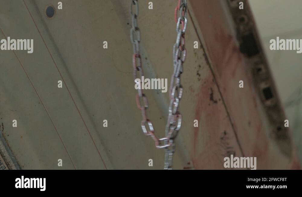 Hanging metal chain Stock Videos & Footage - HD and 4K Video Clips - Alamy