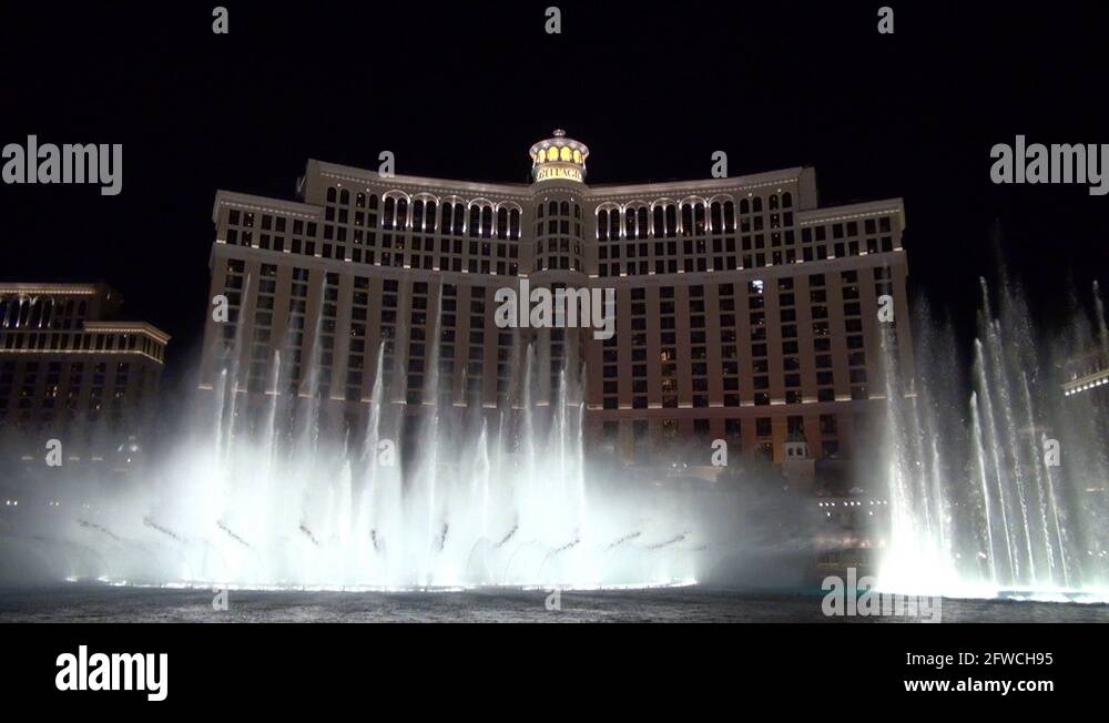 Bellagio water fountain display Stock Videos & Footage - HD and 4K ...