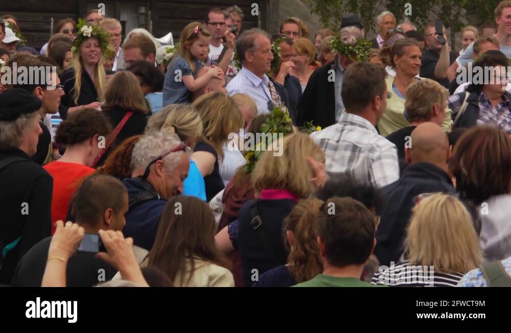 Traditional Swedish Midsummer Pole Dancing. Beautiful Traditional ...