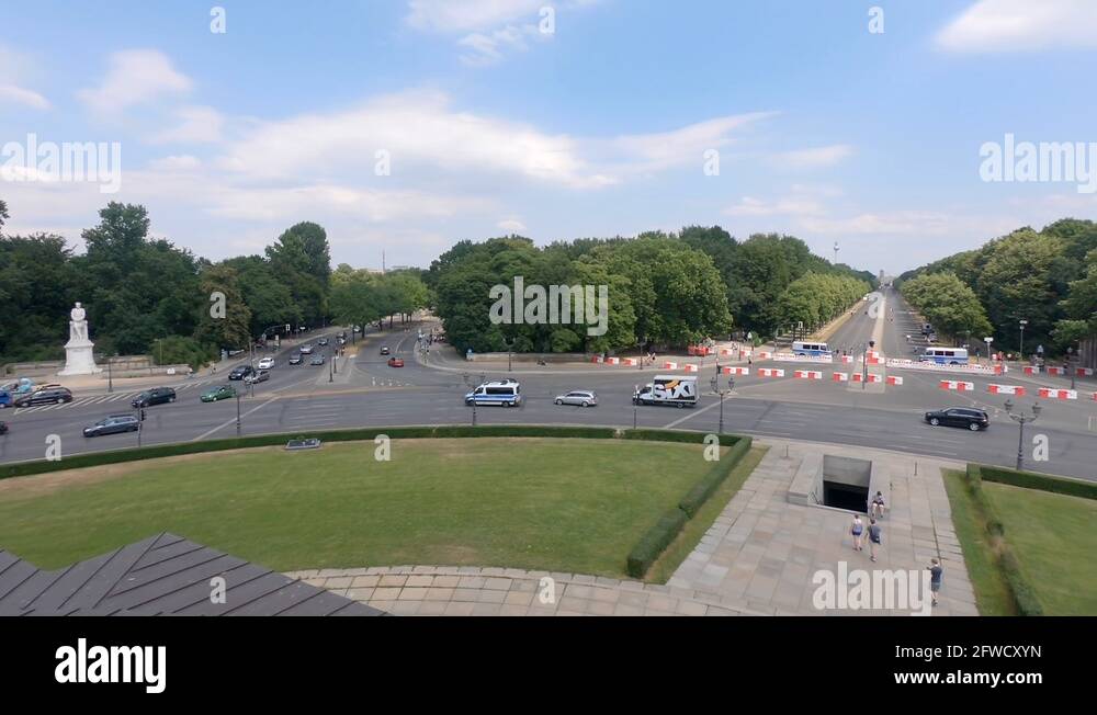 Berlin circle Stock Videos & Footage - HD and 4K Video Clips - Alamy