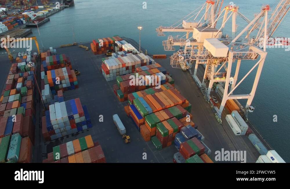 Import operations Stock Videos & Footage - HD and 4K Video Clips - Alamy